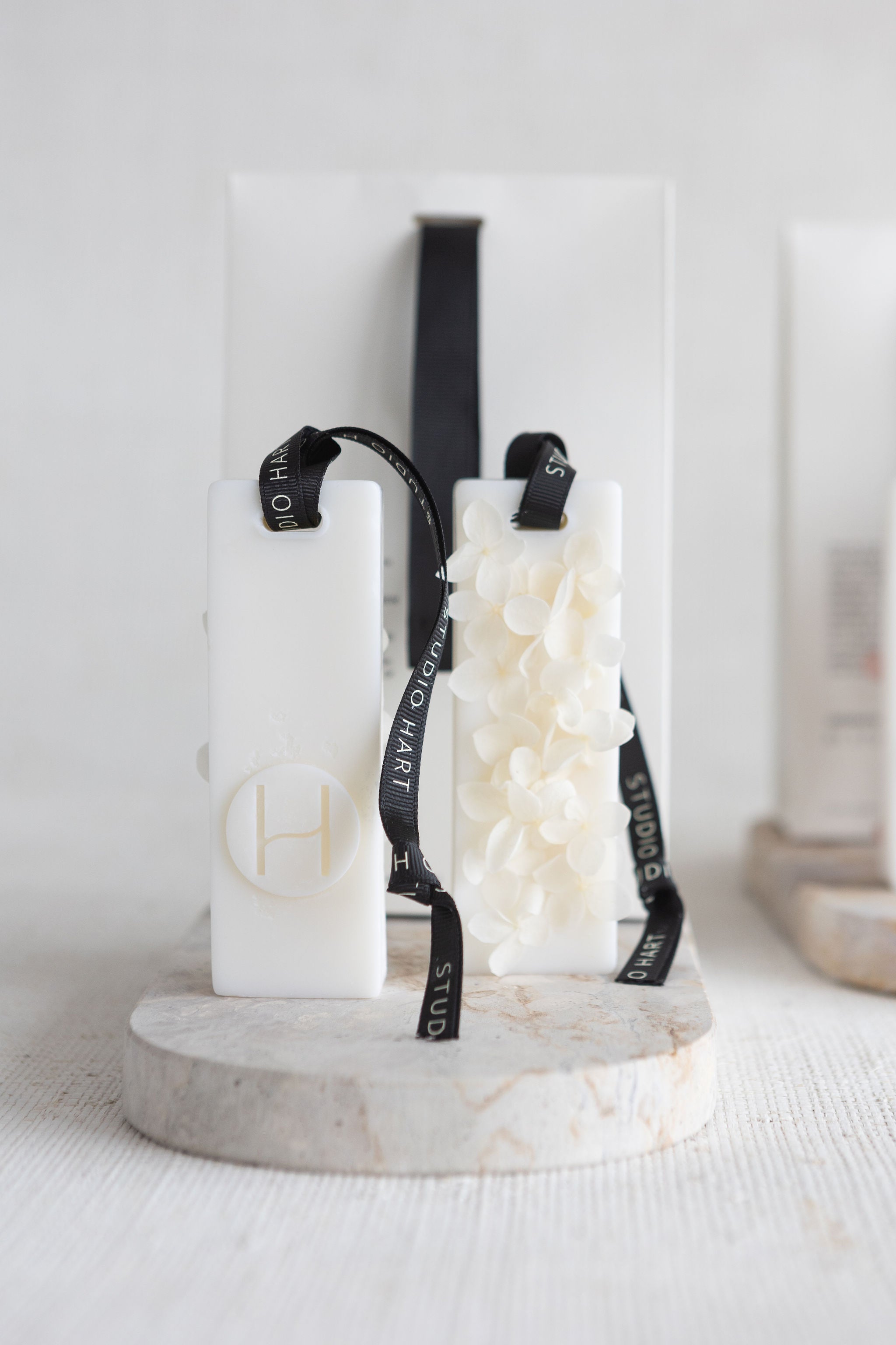 Silk Rose Wax Tab – Brooklyn Flowers