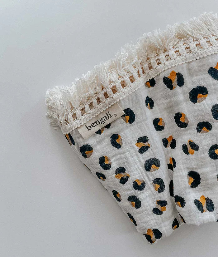 MUSLIN FRINGE SWADDLE - LEOPARD – Brooklyn Flowers